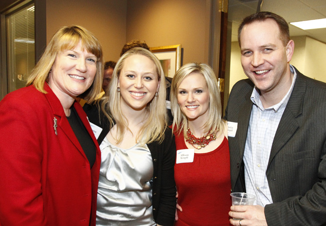 The "messenger god" meets the mortals (a lot of 'em!) at Moxley ...