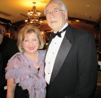 Knoxville fashion peaks at Evergreen Ball - Blue StreakBlue Streak