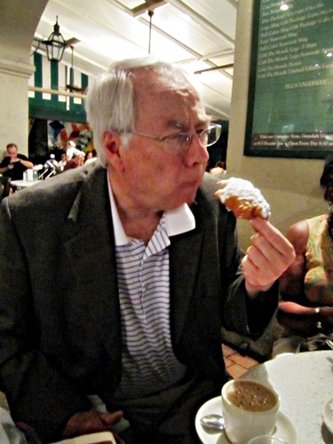 Eating New Orleans - Blue StreakBlue Streak