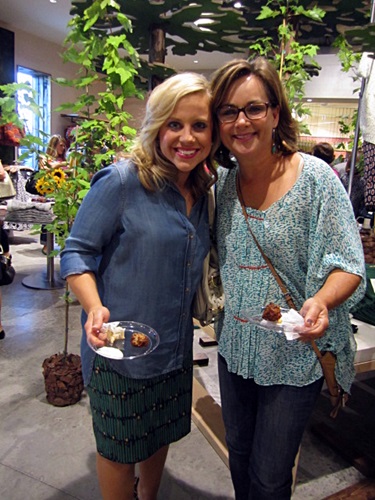 Anthropologie: Wow! - Blue StreakBlue Streak