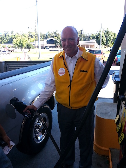 Pilot Pumpers raise record amount for United Way - Blue StreakBlue Streak