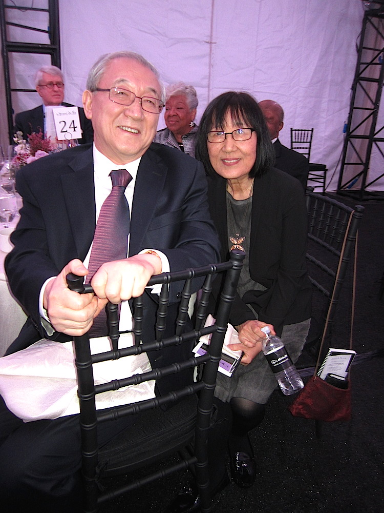 L'Amour du Vin: food, wine and a peek at the sky - Blue StreakBlue Streak