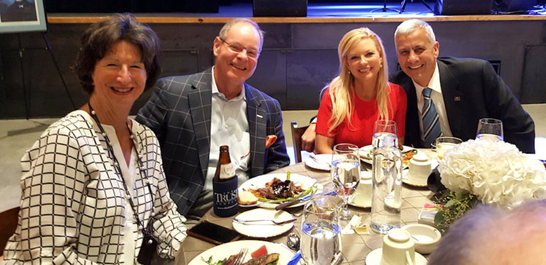 'Great' Lyle Lovett charms Tocqueville Society - Blue StreakBlue Streak