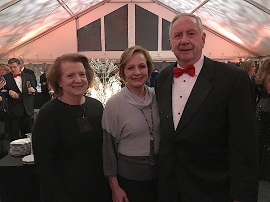 Grandiose 'Gilded Age Gala' greets 2018 - Blue StreakBlue Streak