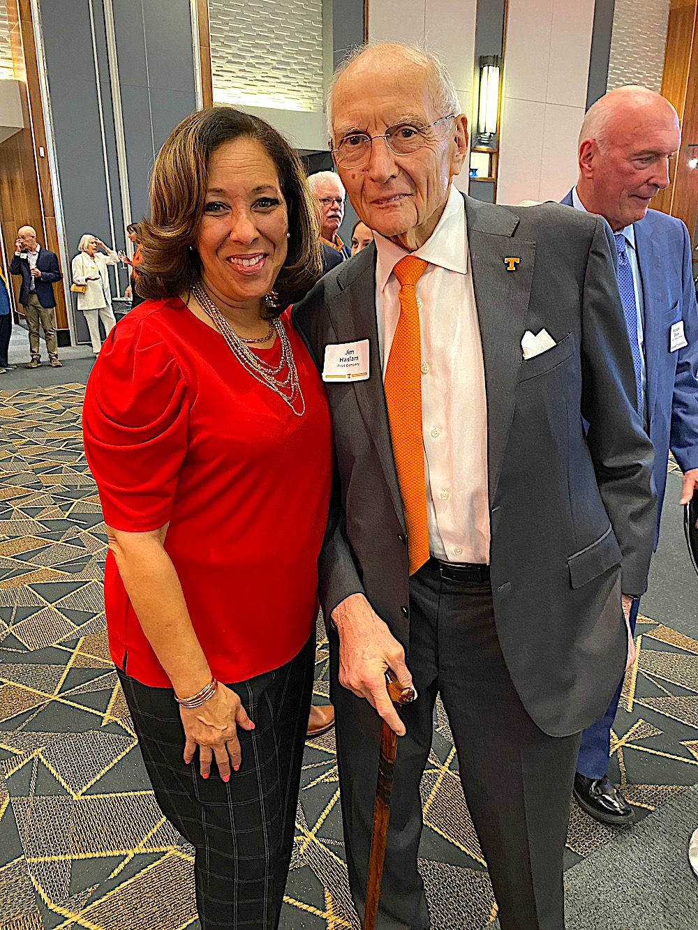 UT Coach Josh Heupel and Athletics Director Danny White charm crowd at ...