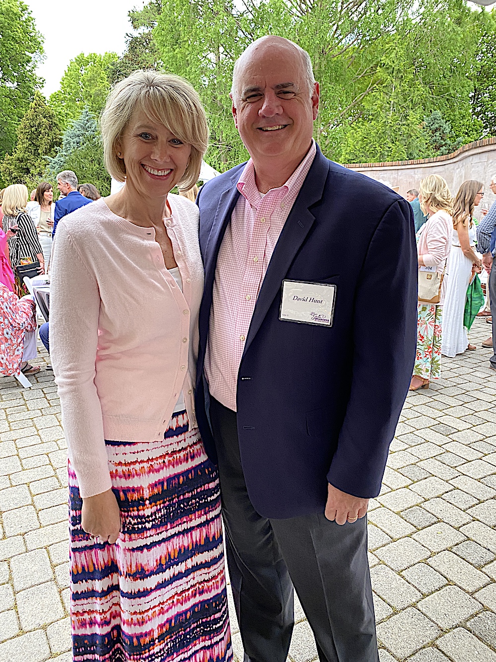 UT Gardens Gala: worm castings and wine! - Blue StreakBlue Streak