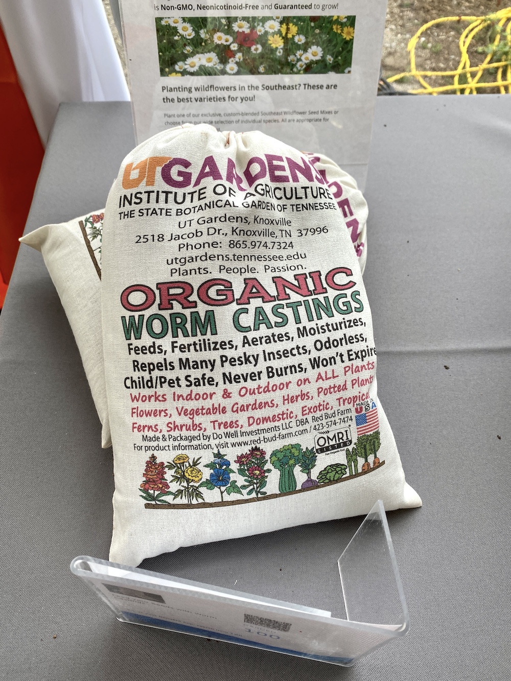 UT Gardens Gala: worm castings and wine! - Blue StreakBlue Streak