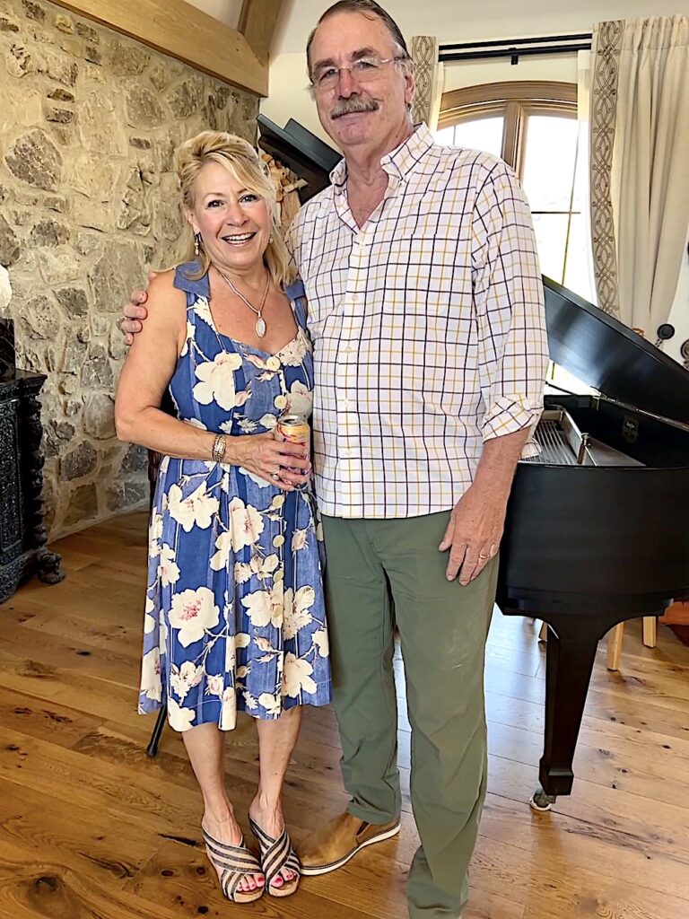 Blue Streak - A lens into Knox life by Cynthia MoxleyBlue Streak | A lens into Knox life by ...