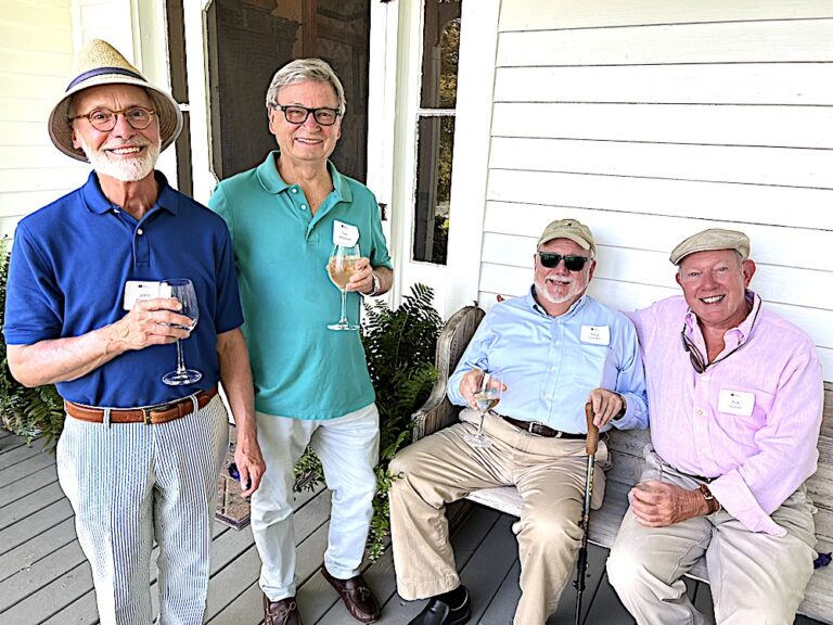 Strong Stock Farm: An idyllic evening for a good cause - Blue ...