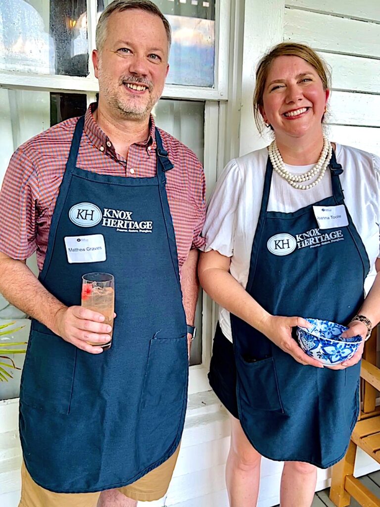 Strong Stock Farm: An idyllic evening for a good cause - Blue ...