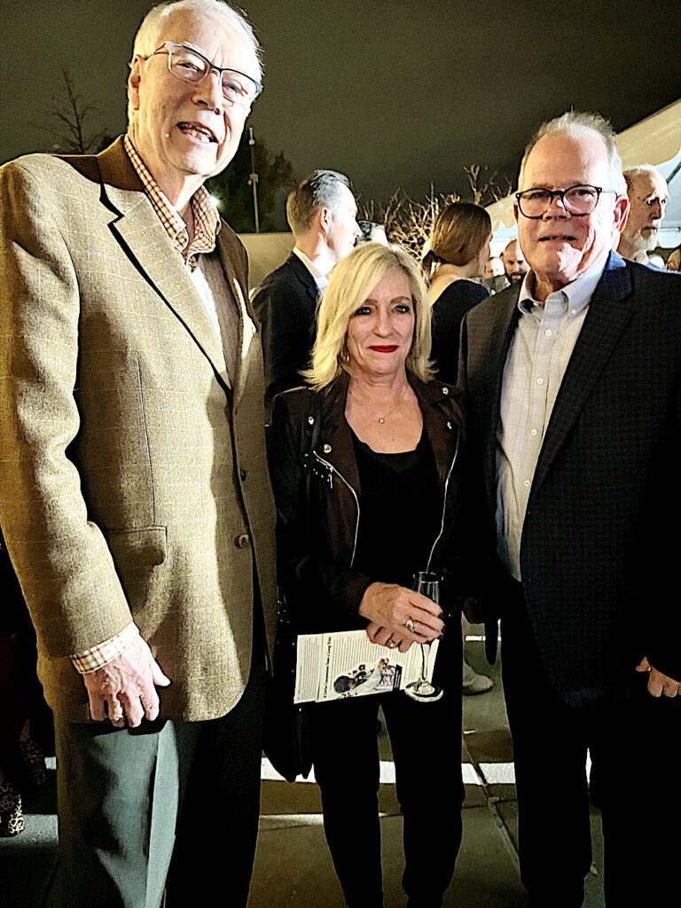 'Cause for Paws:' big fun for people and animals - Blue StreakBlue Streak