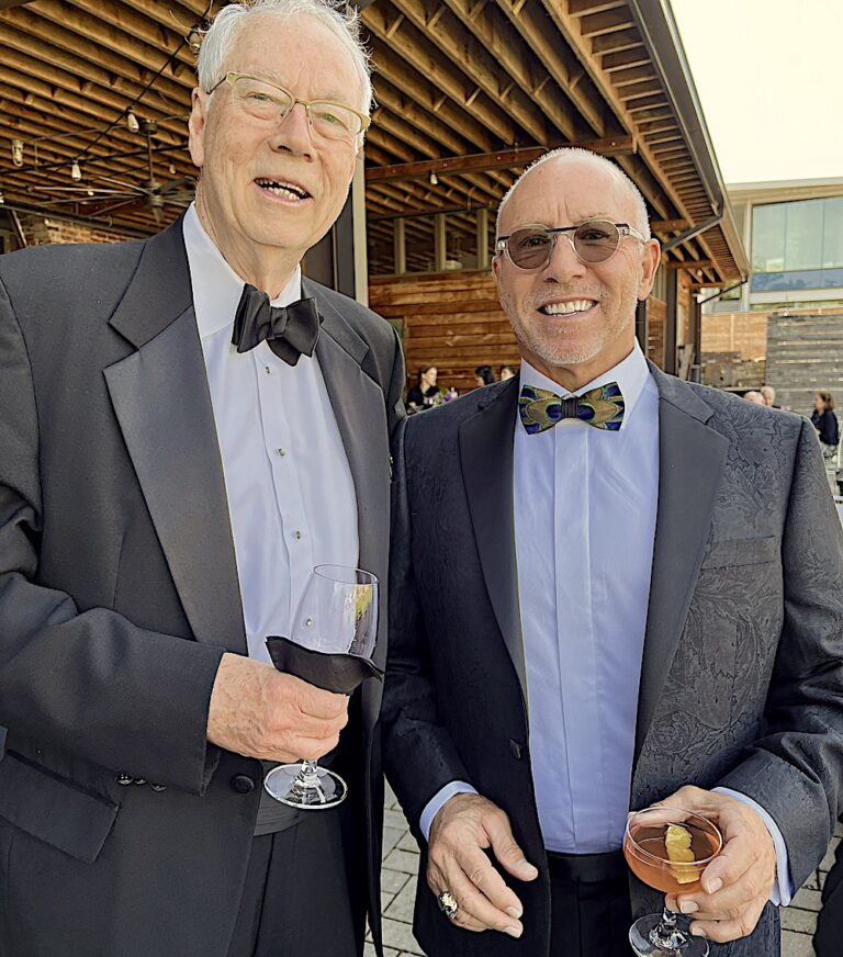 Knox Symphony makes good on its "License to Trill" - Blue StreakBlue Streak