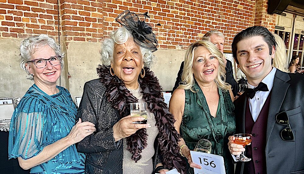 Knox Symphony makes good on its "License to Trill" - Blue StreakBlue Streak