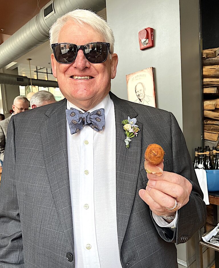 "Pip" marries "Joey Ovens!" Great food follows! - Blue StreakBlue Streak