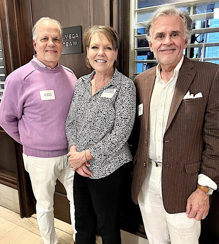 Cheers! Hundreds poised for Downtown Home Tour - Blue StreakBlue Streak