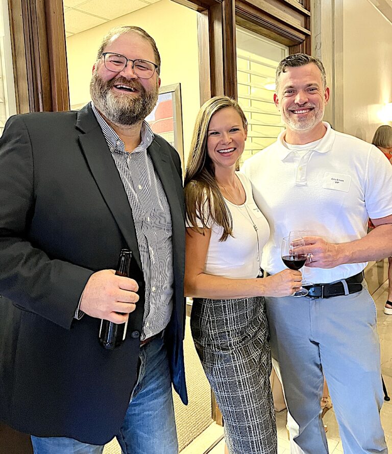 Cheers! Hundreds poised for Downtown Home Tour - Blue StreakBlue Streak