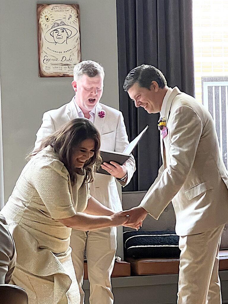 "Pip" marries "Joey Ovens!" Great food follows! - Blue StreakBlue Streak