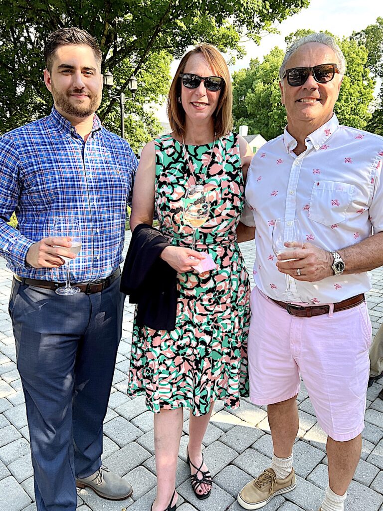 Symphony Board gathers to gab and gourmandize - Blue StreakBlue Streak