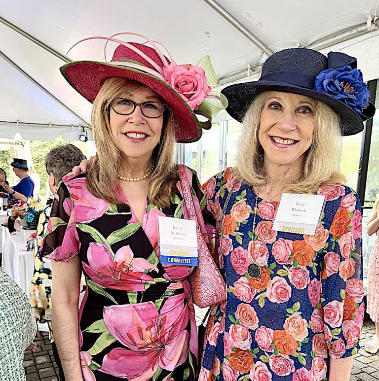 It's spring! Bring on the hats! - Blue StreakBlue Streak