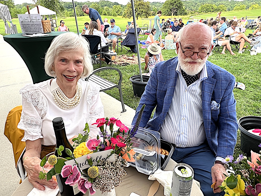 Lakeshore Picnic: Loved the "Cosmopolitan" ending! - Blue StreakBlue Streak
