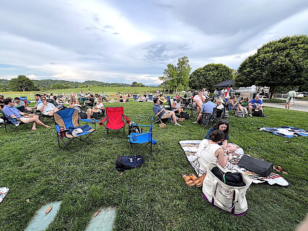 Lakeshore Picnic: Loved the "Cosmopolitan" ending! - Blue StreakBlue Streak