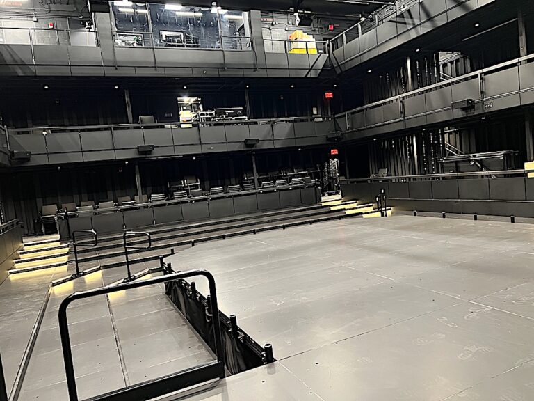 New Jenny Boyd Theatre: flexible, "cutting edge" - Blue StreakBlue Streak